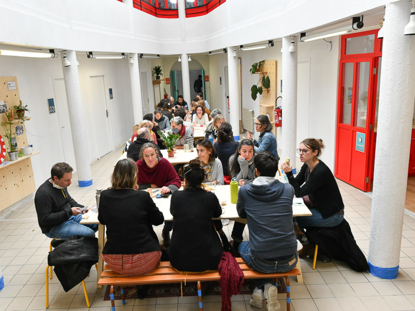 Qu'est-ce-qu'une Coopérative d'activité et d'emploi - CAE ... Qu'est-ce-qu'une Coopérative d'activité et d'emploi - CAE ...